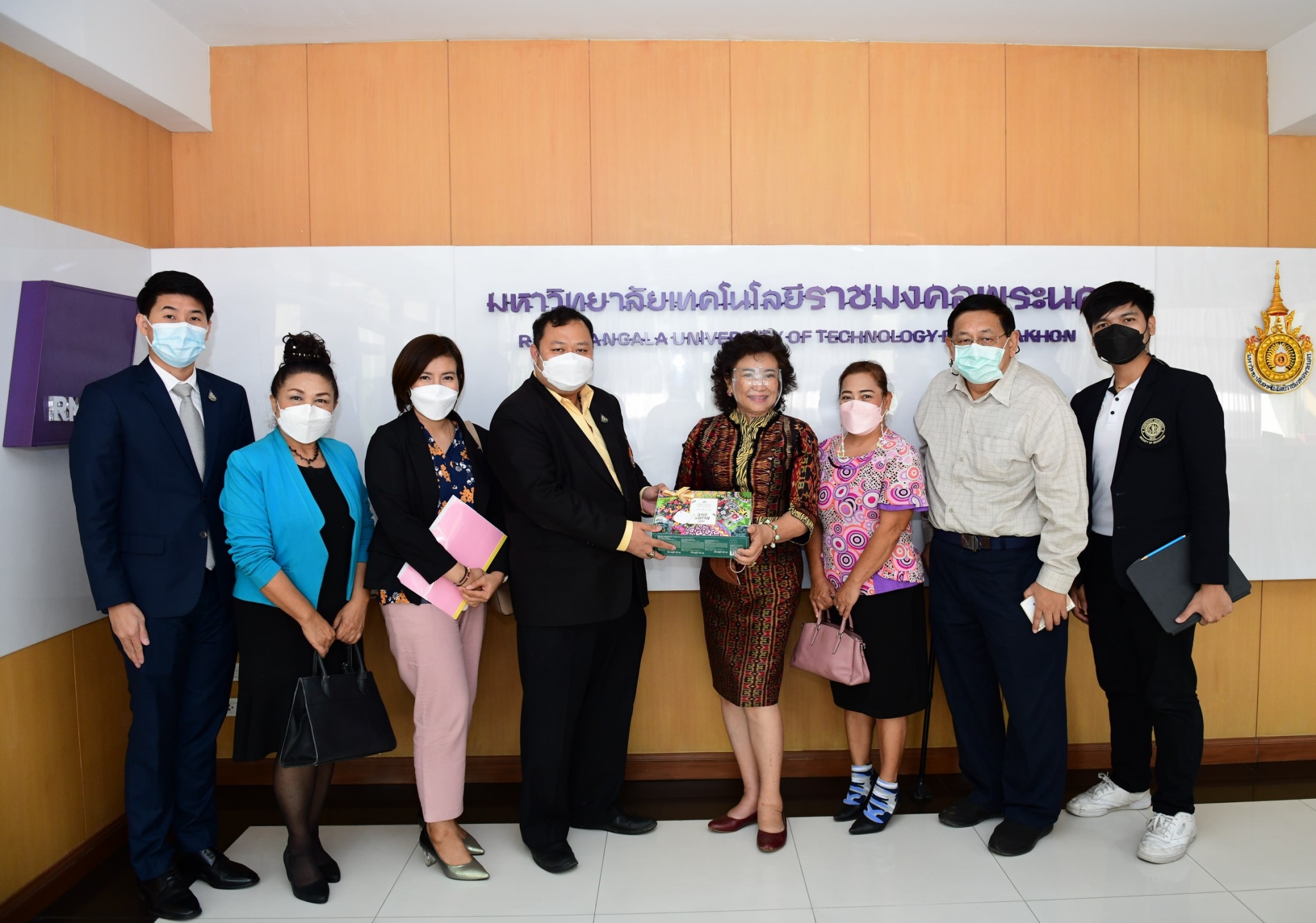 “RMTUP collaborates with Satit Pathum School to enhance academic ...